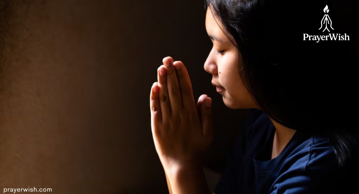 10 Closing Prayers for Bible Study With Powerful Impact